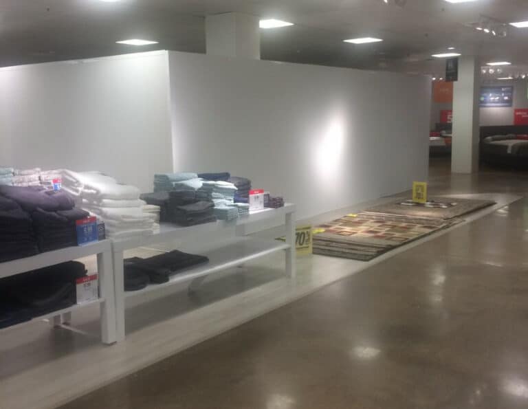 Modular Retail Wall Systems: Elevate Your Retail Space - SwiftWall